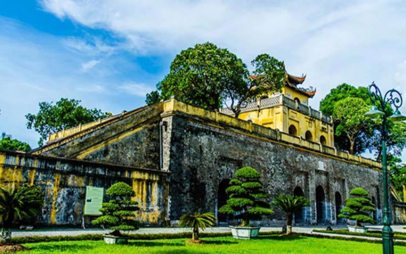 Imperial Citadel of Thang Long: Jounery Guide to Famous Historical Sites
